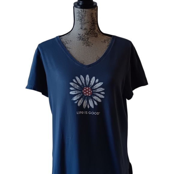 Life Is Good | Tops | Life Is Good Womens Navy Blue Graphic Tee | Poshmark